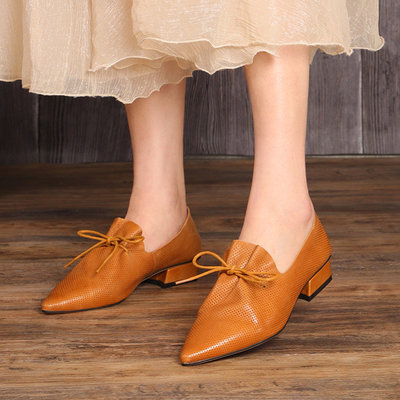 HZM049 Single Shoes Women'S Spring New Thick Heel Pointed Literary Single Shoes Retro Soft Leather Mules Leather Shoes W