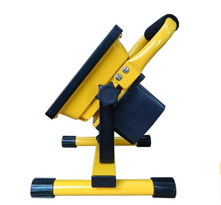 Rechargeable LED 10W Floodlight with car and home charger supplier