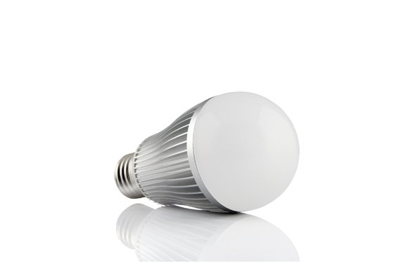 Wide voltage Remote E27 9W RGBW 2.4G wifi contol LED bulb by smart phone RF controller supplier
