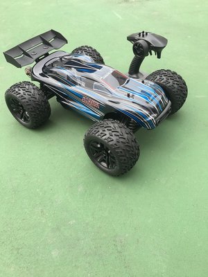 19.9 Inch 2.4G Metal Chassis  1/10 Scale Electric RC Truggy /  RC Car  Model Blue Color