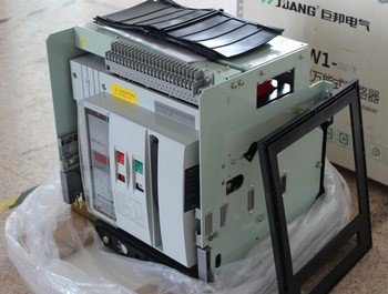 Air Circuit Breaker 3P/4P Rated Current 2000A - 3200A Frame Breaker With High Breaking Capacity Withstand Current