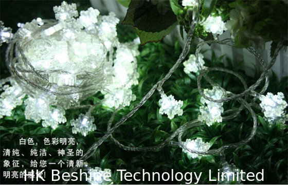 3AAA Battery Operated Green LED String Lights Snowflake Shape For Window Decoration