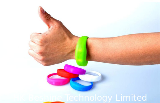 Rubber Shake Activated Motion Sensor Wristband With LED Lighting