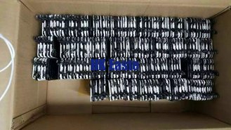 L'originale ha utilizzato lo schermo LCD di Iphone 5G che ricicla il pixel dello schermo 1136*640 4 pollici