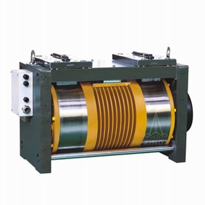 Gearless Traction Machine , Permanent Magnet Synchronous 20 poles