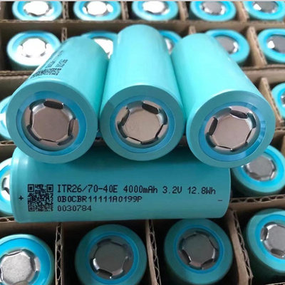 5C 3.2v LFP Cylindrical Battery 26700 4000mAh Lifepo4 Rechargeable Batteries