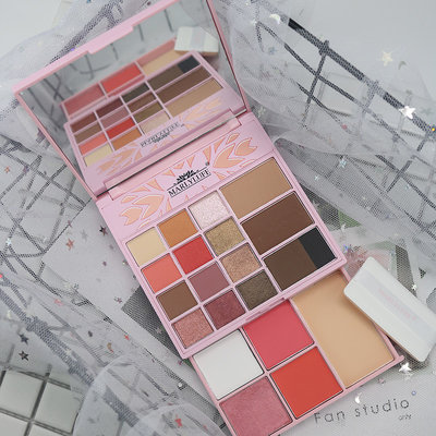 Marlylufe Brand Makeup Palettes Set Matte Eyeshadow Pressed Powder Blush Professional Cosmetic with Battery Charge