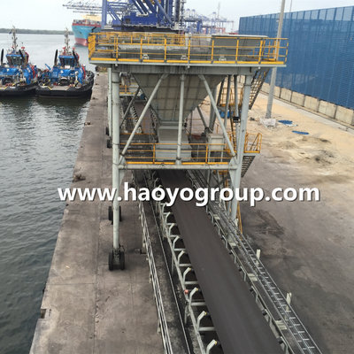 HAOYO 40cbm mobile port Hopper for discharging bulk materials