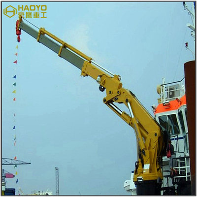 Knuckle Deck Offshore Pedestal Dock Davit Crane Operator Marine Ship Crane