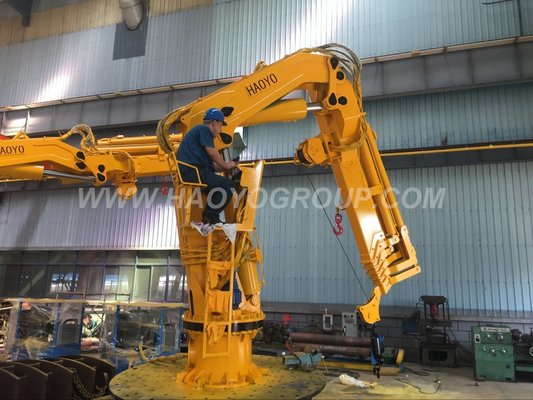 Marine Ship Folding Crane Connect to Ship Engineer Marine Ship Deck Crane