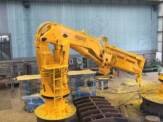 Good Quality Marine Ship Folding Crane with Winch for sale
