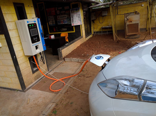 CE approved 144KW DC Fast EV Charging Station with CCS1, CCS2, CHAdeMO and AC charger  plugs parallel working system