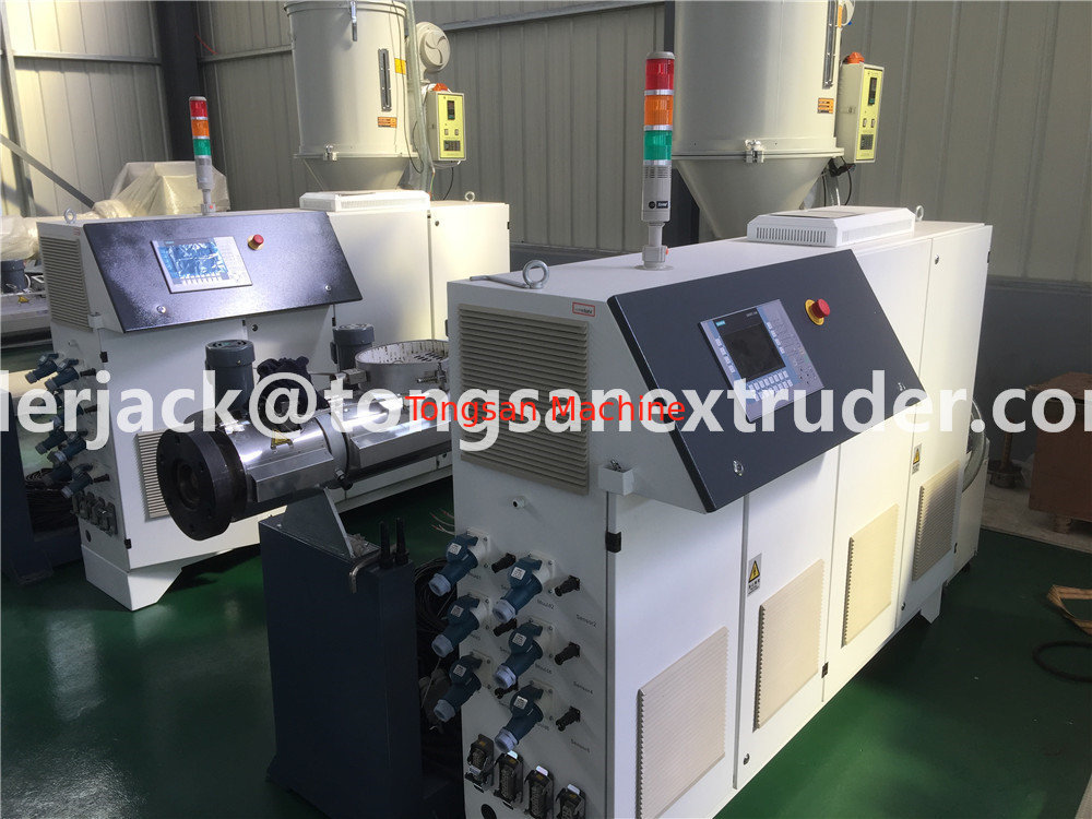 Single scew extruder pipe extrusion line HDPE gas and water pipe production line