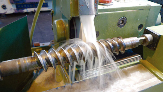Twin Screw Masterbatch Extruder PE PP Filler Master Batch Machine supplier