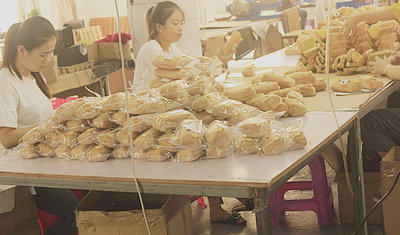 Guangzhou Congfung Eyeglasses Case Factory