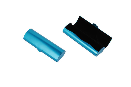 China Durable Fashionable Aluminum Eyeglass Case With Fancy Customized Color supplier