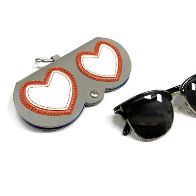 Portable Cartoon button eyeglasses bag Handmade PU sunglasses bag supplier