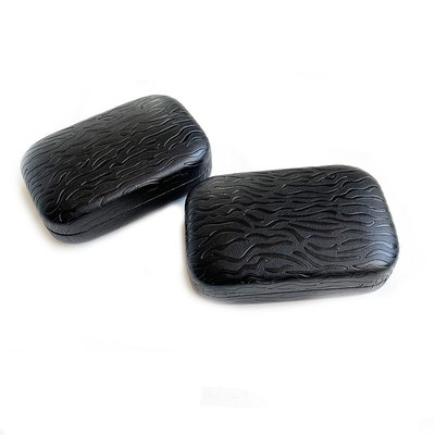 Special PU leather lens case portable travel contact lens case supplier
