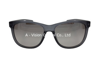 China Classic regular square plastic eyewear sunglasses for Men high quality UV 100% supplier