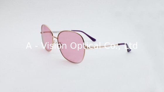 lady's fashion 2019 trendy accessories Metal Sunglass UV 400 hOT 2019 supplier