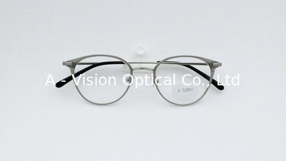 Vintage retro round style eyeglass frame super light titanium for Men Women supplier
