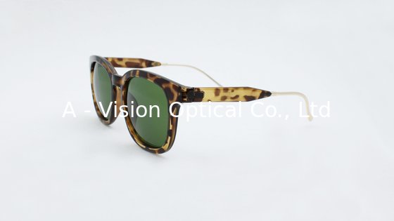 Fashion Super light Sunglasses Plastic glasses for Ladies UV protection 100% Summer supplier