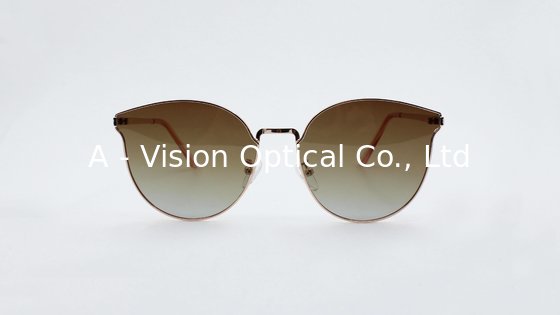 Creative new designer fashion Sunglasses metal eyewears for Women UV 400 protection supplier