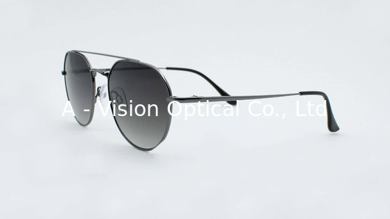 Retro inspired round Sunglasses for both Men and Women vintage Classic style UV 400 supplier