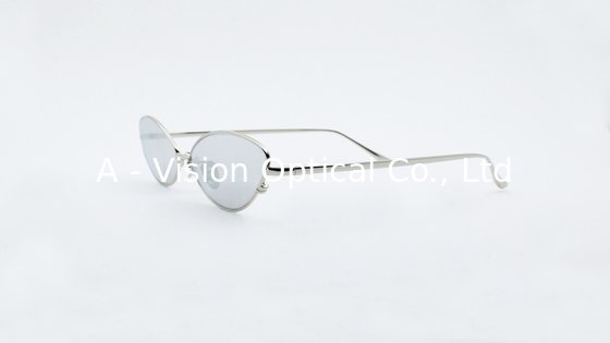 Small Cateye shape Sunglasses metal  frame Summer outdoor fashion Eyeglasses UV 400 Men Women supplier