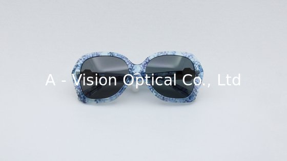 Ladies acetate Sunglasses Oversized Shape New Designer 2019 rhinestone decoration UV 400 protection Women Gifts supplier