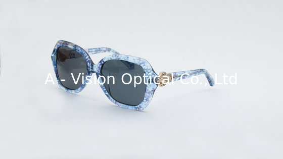 Ladies acetate Sunglasses Oversized Shape New Designer 2019 rhinestone decoration UV 400 protection Women Gifts supplier