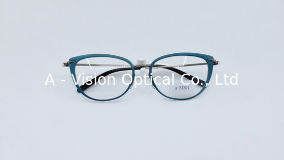 Eyekepper Computer Glasses Blue Light Filter Cat-Eye Style for Women super light titanium optical frame supplier