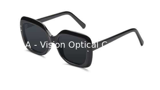 Womens Boyfriend Style Oversize Sunglasses  Vintage UV 400 Protection brand design shade creative frame supplier
