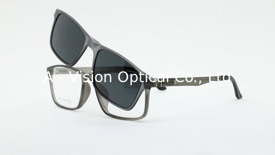 Clip On Polarized Sunglasses [Blocking UV] Classic Sun Glasses for Men/Women with magnet clip on supplier
