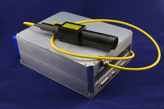High Power JPT M6 Fiber Laser Marking Source for Drilling / Cutting