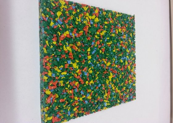 Durable EPDM Granular Rubber Flooring Fadeless Red Safety High Flexibility