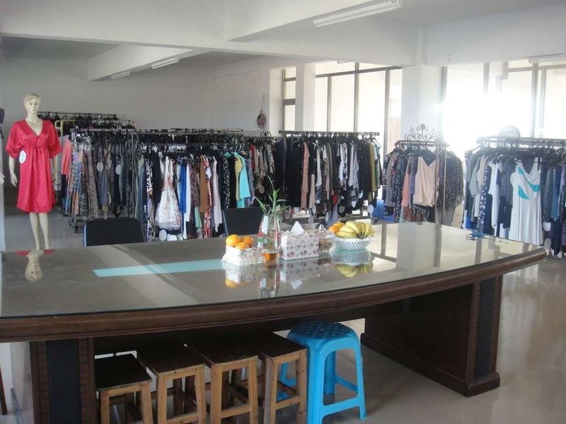 Shanghai Yisheng Garment Accessory Co., Ltd.