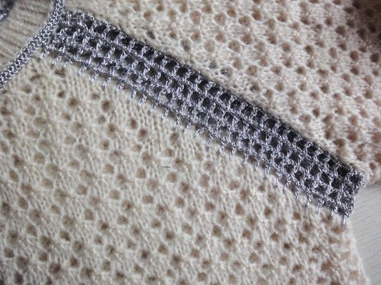 Suéteres modificados para requisitos particulares de la moda del jersey del puente del raglán de Pointelle con los detalles metálicos de los hilados