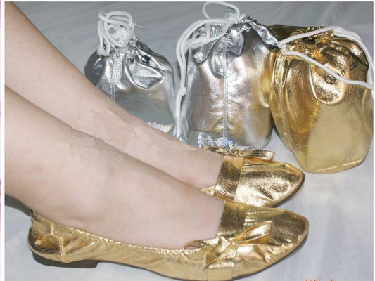 Zapatos de la danza de vientre de la PU con oro Shinning o únicos zapatos suaves plegables de plata