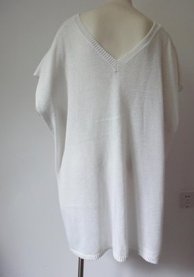 Spring White Loose Boxy Tee V Neck Sweater Women With Back Longer