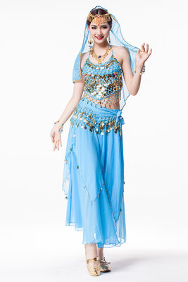La danza de vientre india cómoda viste el headwear, top, falda, bufanda de la cadera