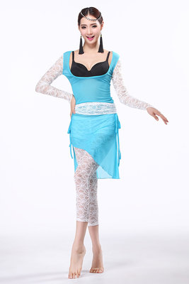 Los trajes tradicionales elásticos de la danza del vientre de la malla y del cordón visten y jadean de largo el sistema 2pc