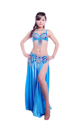 Los trajes profesionales de la danza de vientre de la pluma del pavo real con las franjas/danza del vientre se visten