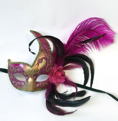Colombina Plastic mask with ostrich feather     13” PF0803R GOLD