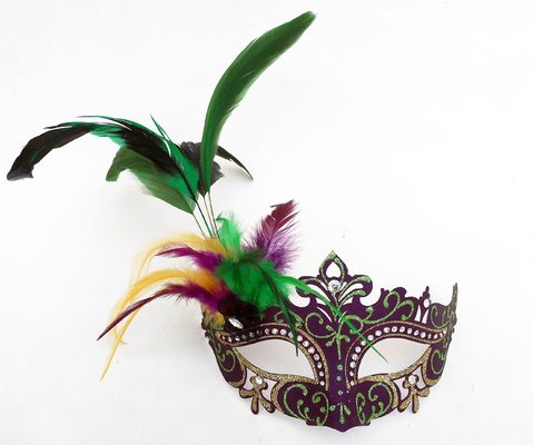Colombina Plastic mask with feather   10”  PF3029F