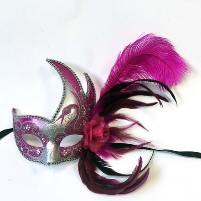 Colombina Plastic mask with ostrich feather     13” PF0803R SILVER