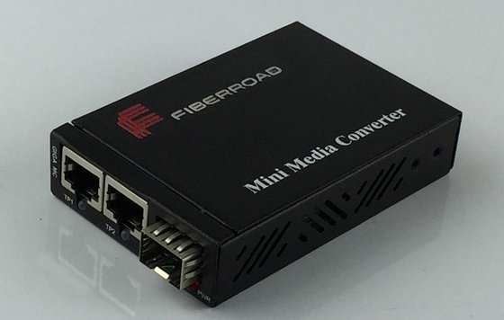 Double Port RJ45 Optical Media Converter Device 10 / 100 / 1000Base-TX to 1000Base-FX