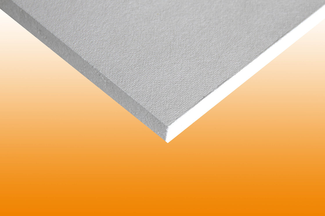 Office , Classroom Fiberglass Wool Soundproof Ceiling Tiles Heat Insulation 600 * 1200 mm
