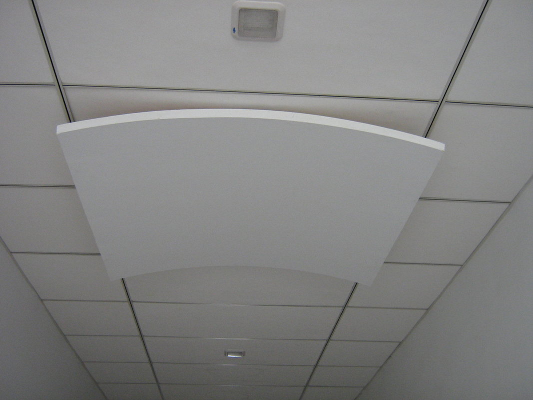 Lightweight Soundproofing Fiberglass Wool Curved Ceiling Panels 12mm Thickness