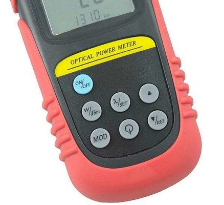 Misura a fibra ottica del misuratore di potenza ottico tenuto in mano con precisione 0.01dBm